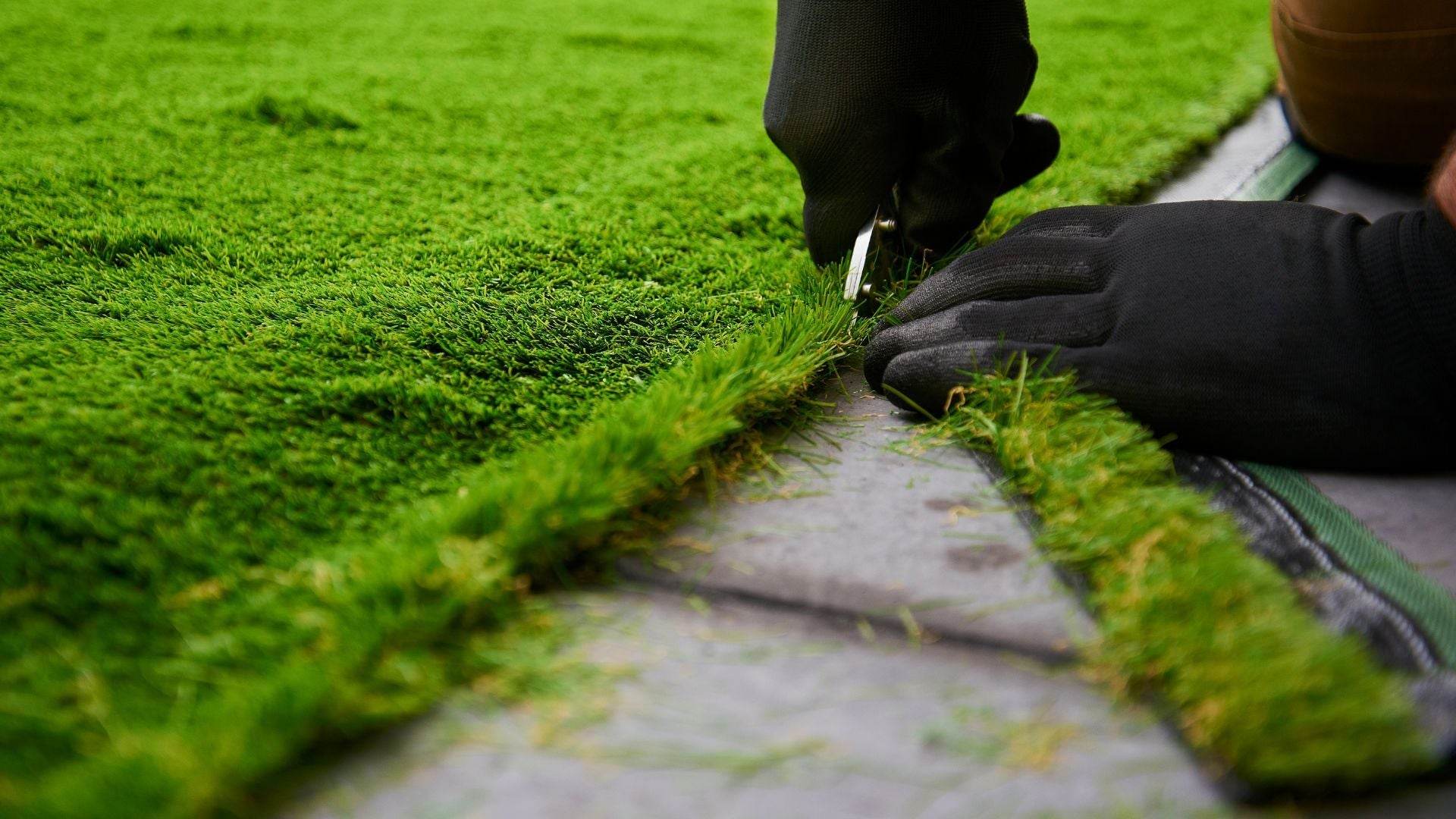 10mm Artificial Grass | Nationwide UK Delivery | Tuda – Tuda Grass